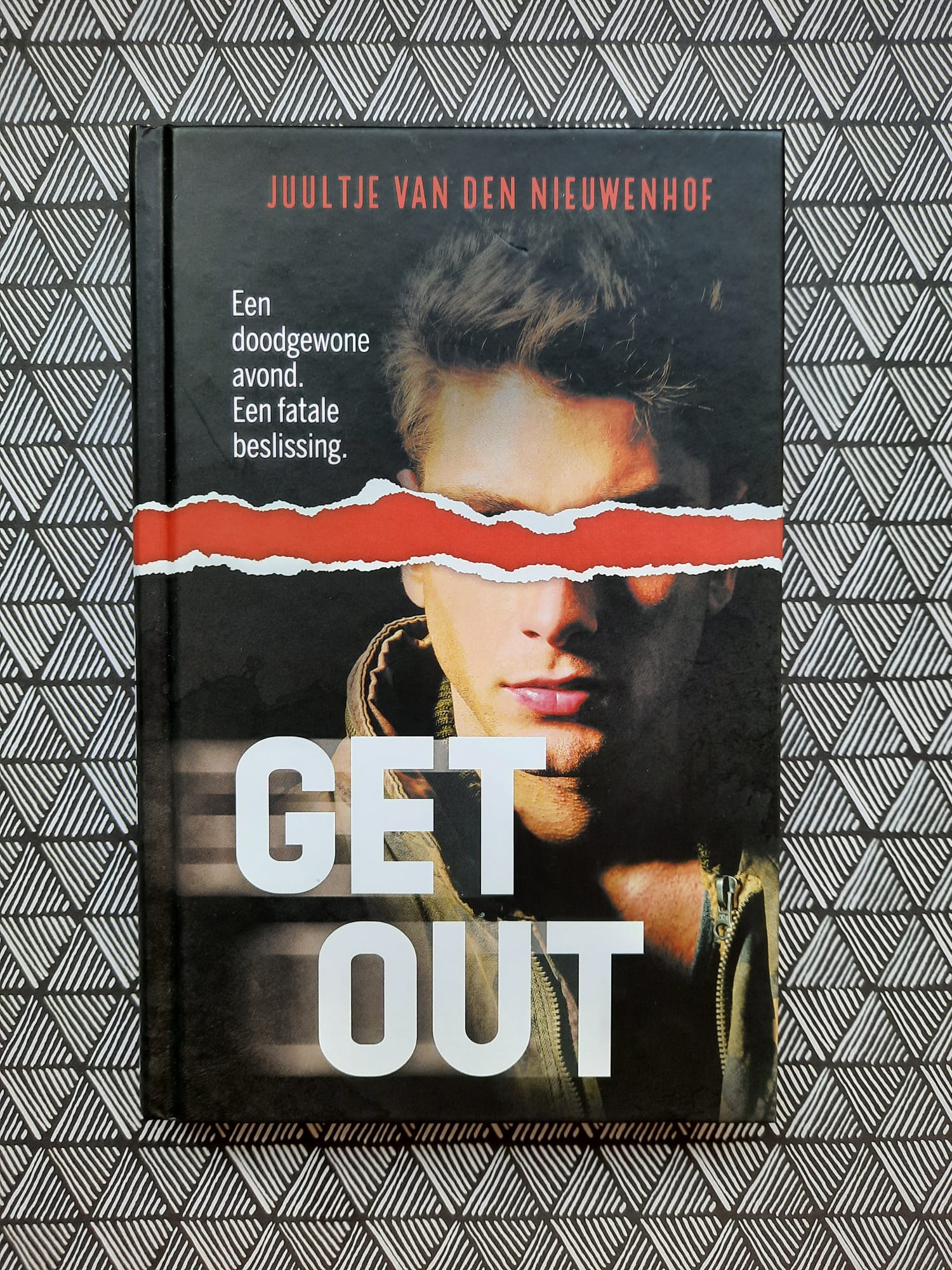 Get out- Juultje van den Nieuwenhof | Kluitman-novelles | StoerLeesVoer