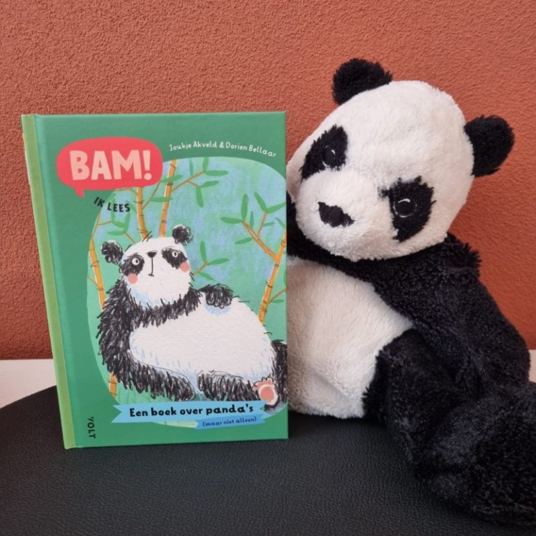 Een boek over panda's - Joukje Akveld | BAM! | StoerLeesVoer
