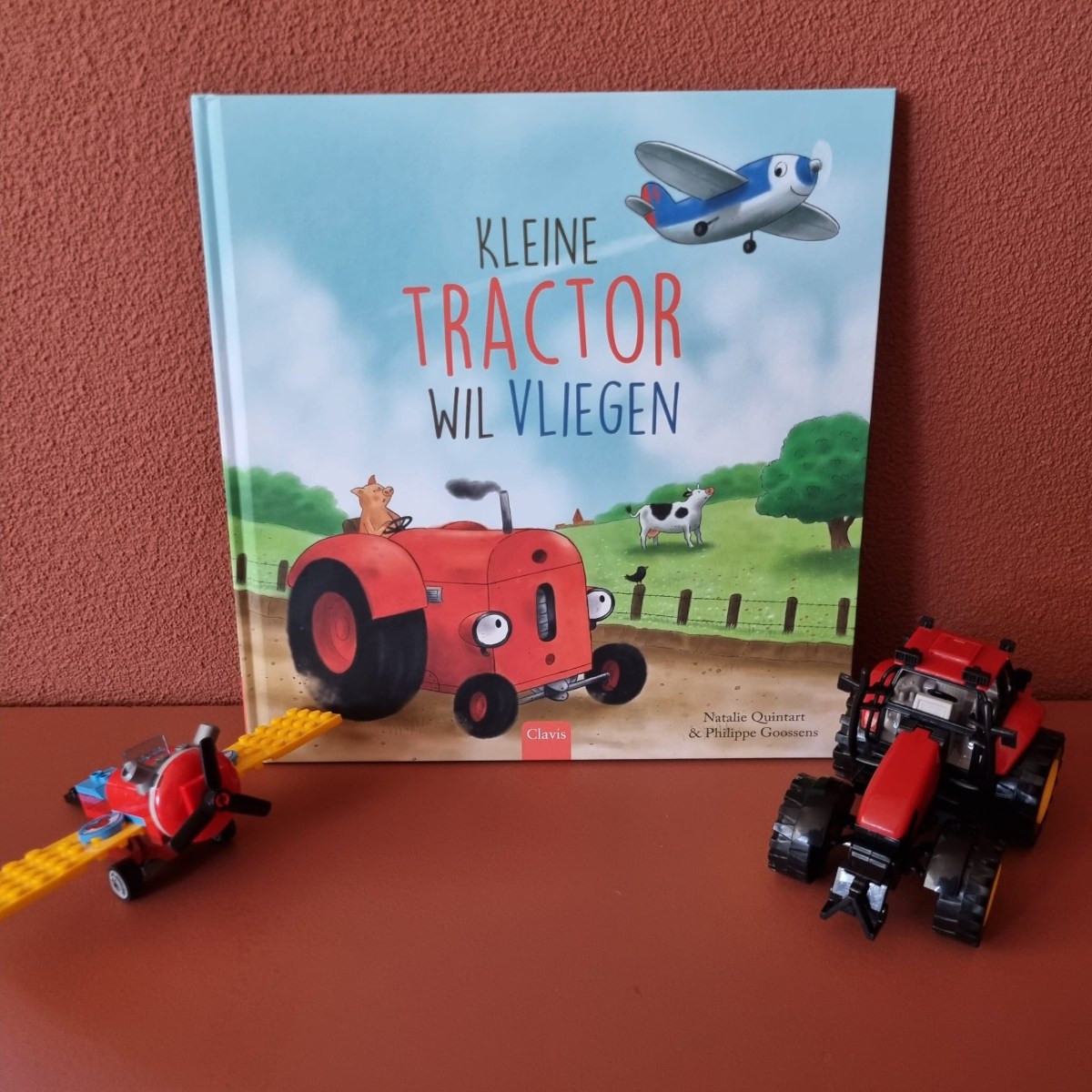 Kleine Tractor wil vliegen - Natalie Quintart | StoerLeesVoer