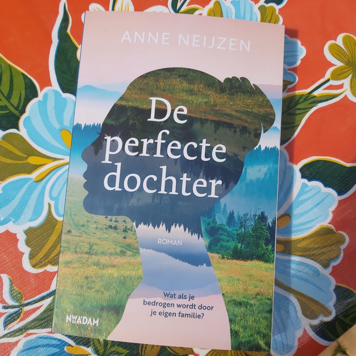 De perfecte dochter - Anna Neijzen | Roman | StoerLeesVoer