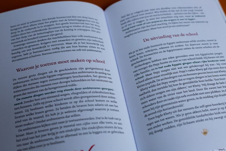 Waarom de wereld niet eerlijk is - Noah Harari | StoerLeesVoer