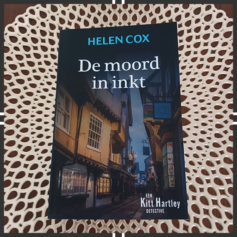 De moord in inkt - Kitt Hartley 1 - Helen Cox | StoerLeesVoer