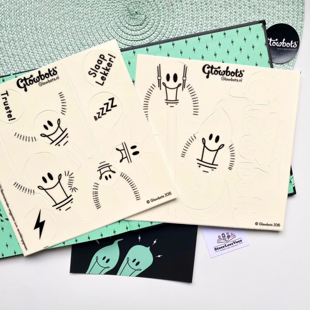 Glowbots Het stinkende spookje - Overweg | StoerLeesVoer