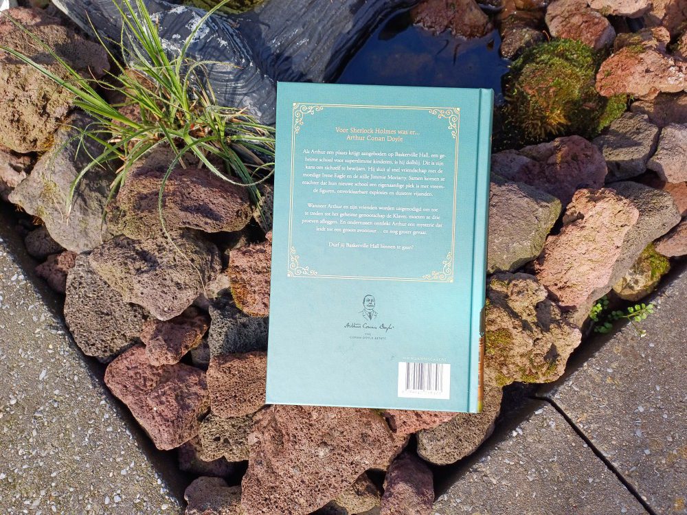 Het onwaarschijnlijke verhaal van Baskerville Hall - Standish | SLV